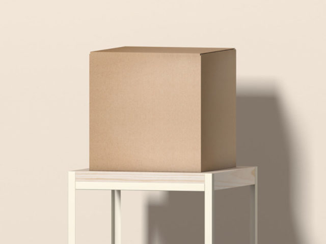 Free Moving Box Mockup - Mockup City